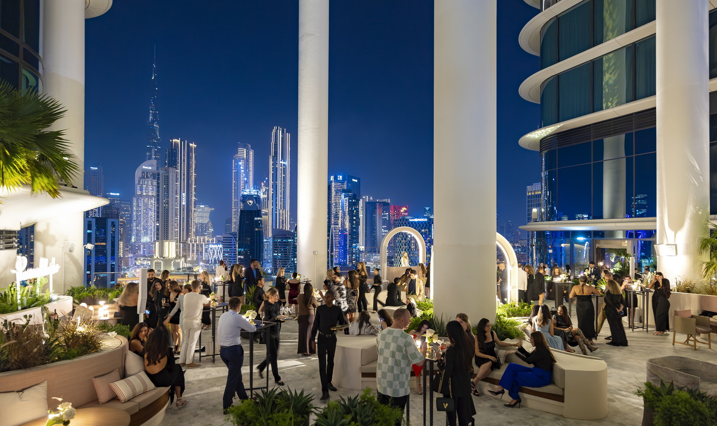 بوميلاتو تحتفل بمجوهرات بوم بوم دوت في دبي مع نجوم مشاهير - مجلة هي